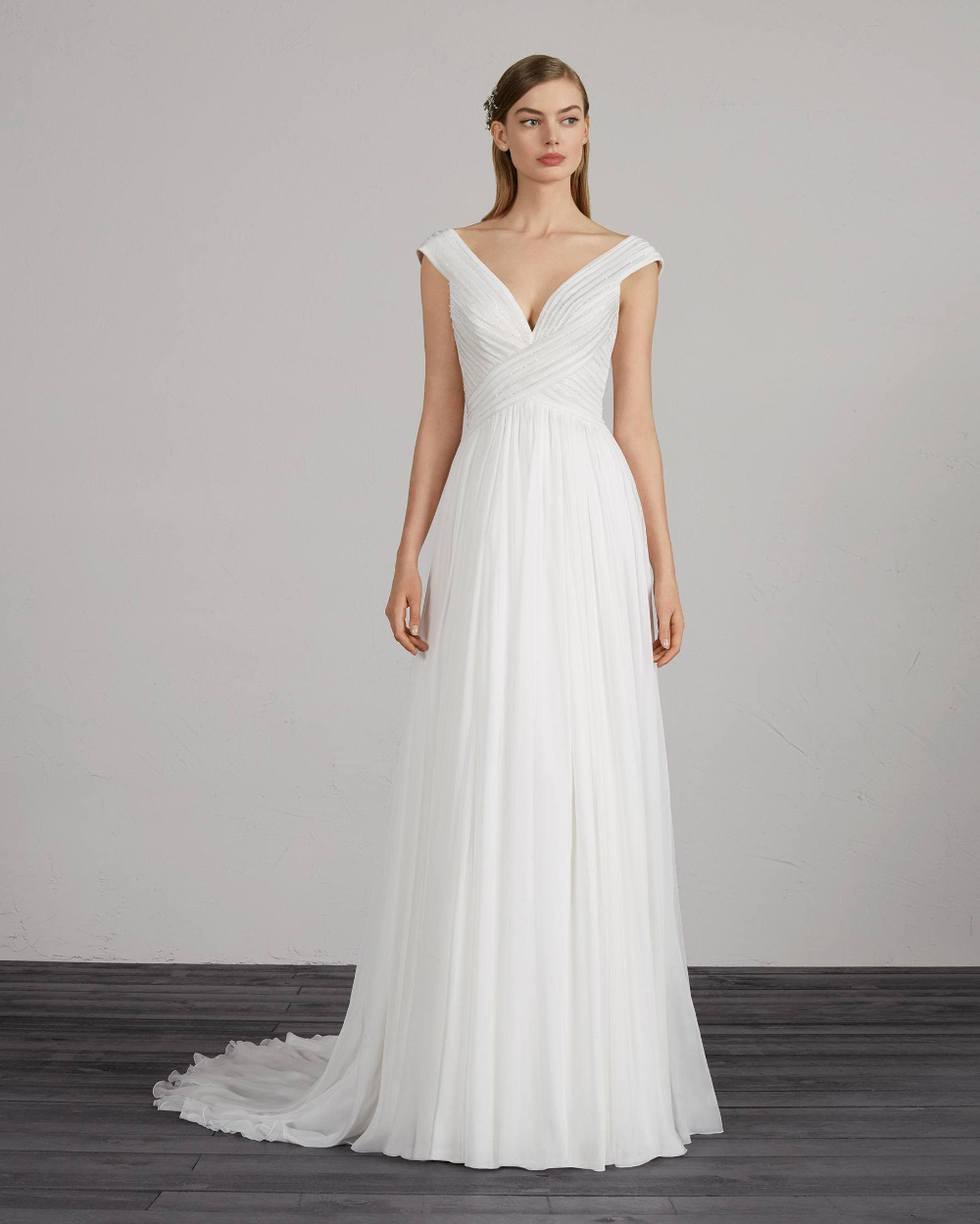 Kenali Jenis Gaun Wanita dan Kategori Dress Berdasarkan Bentuknya - Dzargon