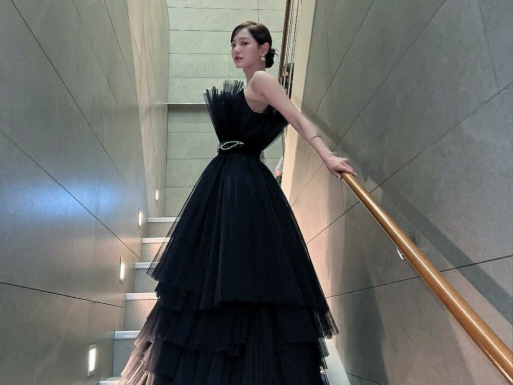 2 Jenis Gaun Dress Formal yang Cocok Dikenakan Ke Pesta dan Prom Night ...