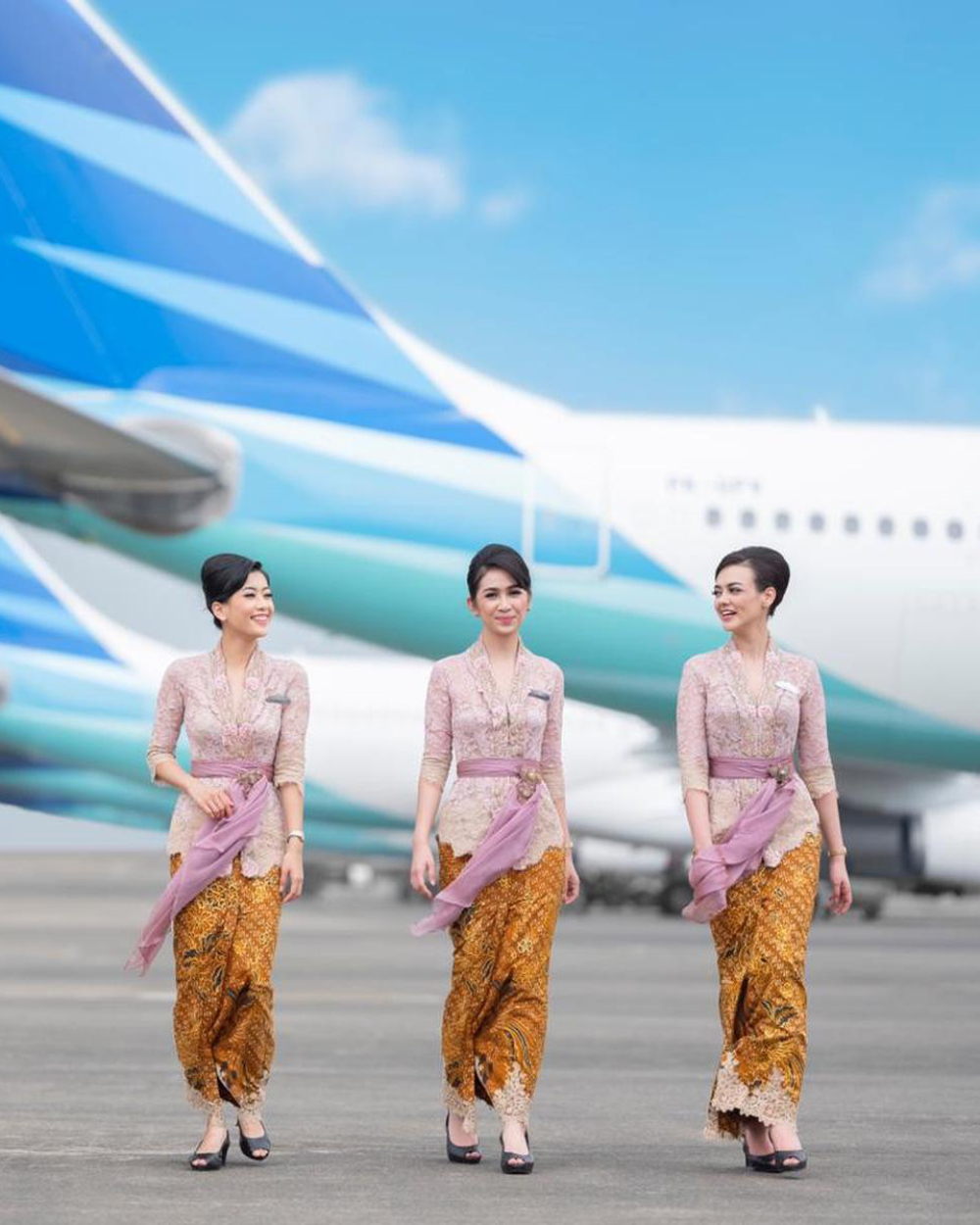 Sisi Gelap Dunia Pramugari - Seputar Rumor atau Fakta? - Dzargon