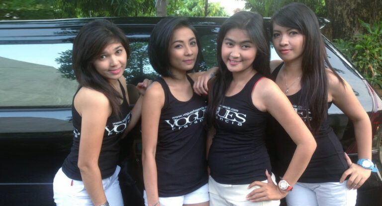 Kekurangan Menjadi SPG di Indonesia - Berpakaian Seksi dan Dicap Jalang ...