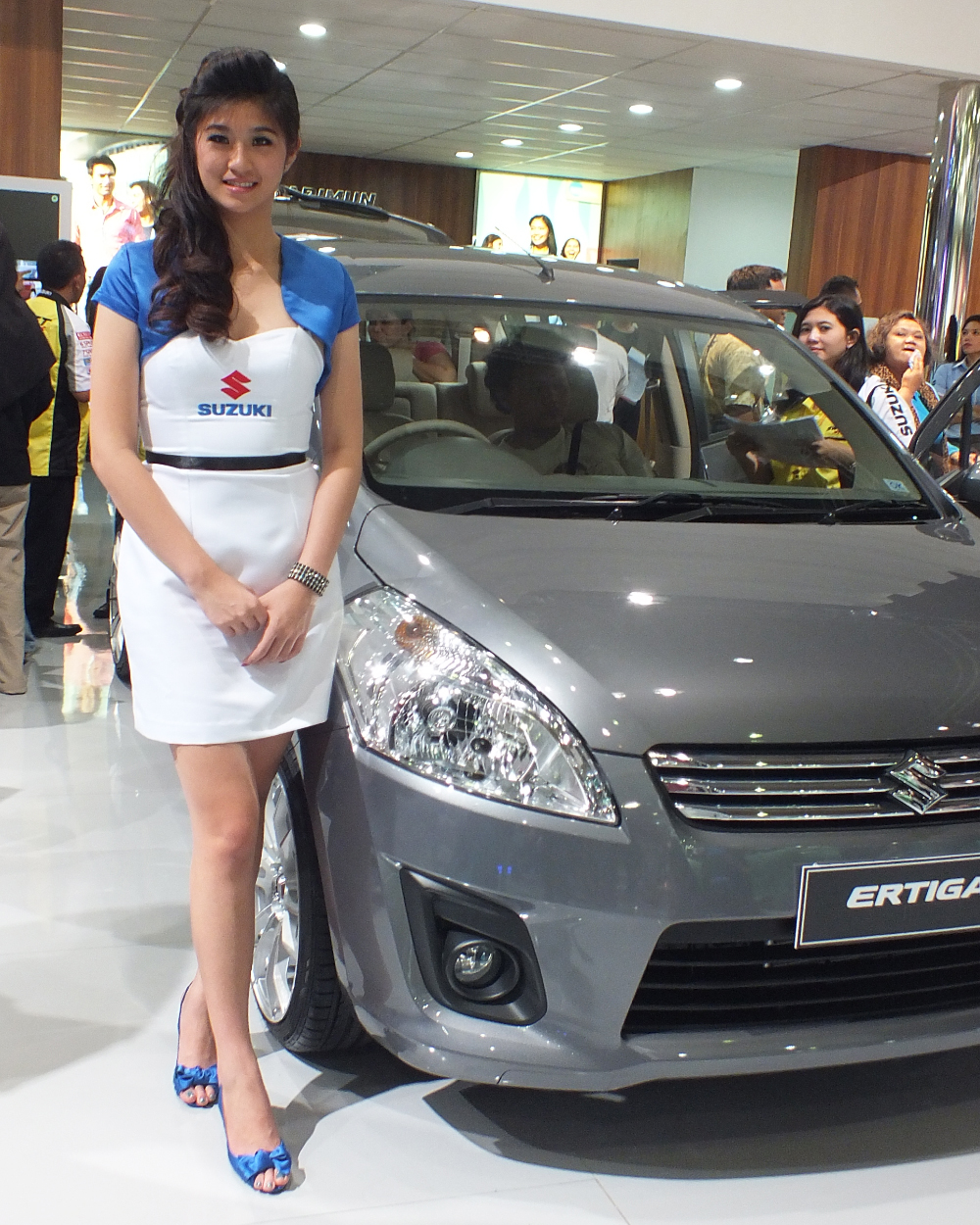 Alasan Mengapa Pameran Otomotif Banyak Dihiasi SPG dari Cewek IGO Seksi