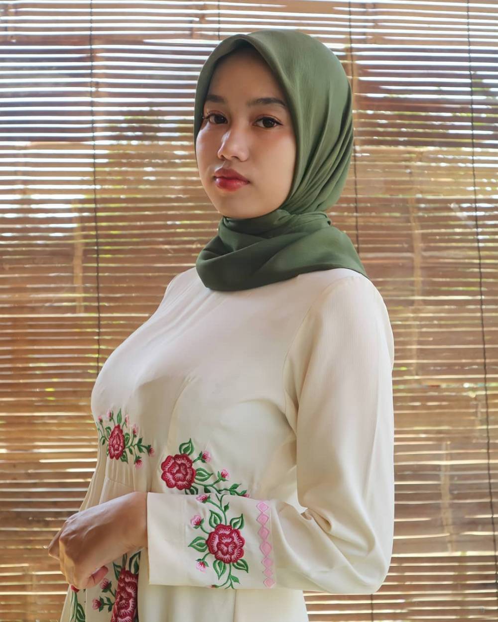 Gamis Ketat Twitter - Dzargon