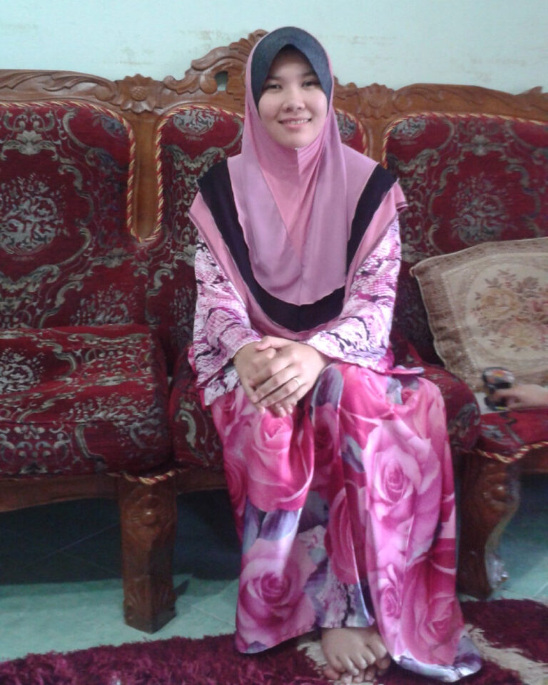 Ukhti Viral Hazwani - Cewek Malaysia yang Cantiknya Mengalihkan Dunia ...