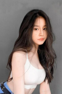 Galeri Foto Cewek IGO Seksi Indonesia yang Jadi Brand Ambassador Esport dan Gamer - Dzargon