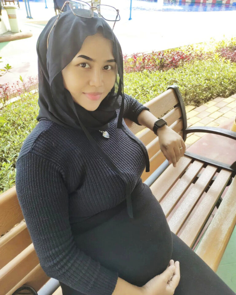 Foto Bunda Keisha Hamil yang Semakin Manis - Bumil itu Wajahnya Memang Bersinar - Dzargon