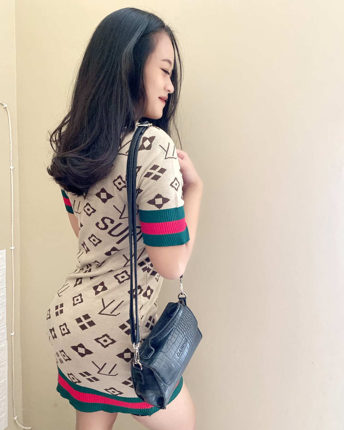 Miss Bunga Cewek Igo Yang Mirip Artis Dinda Hauw Dzargon