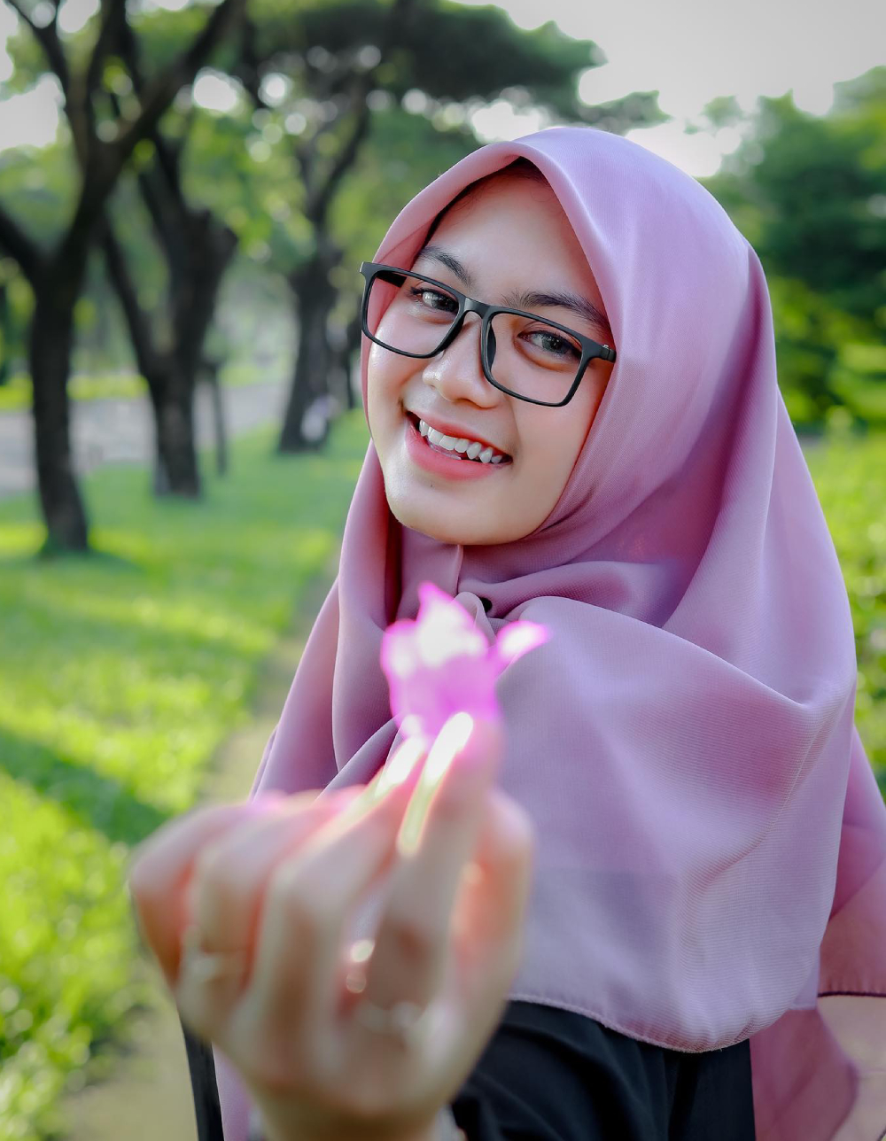 Photoshoot Indri Nurna - Selebgram Hijab Manis - Dzargon