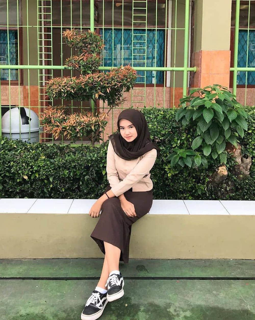 Foto Siswi SMA Pramuka Cantik dan Manis - Dzargon