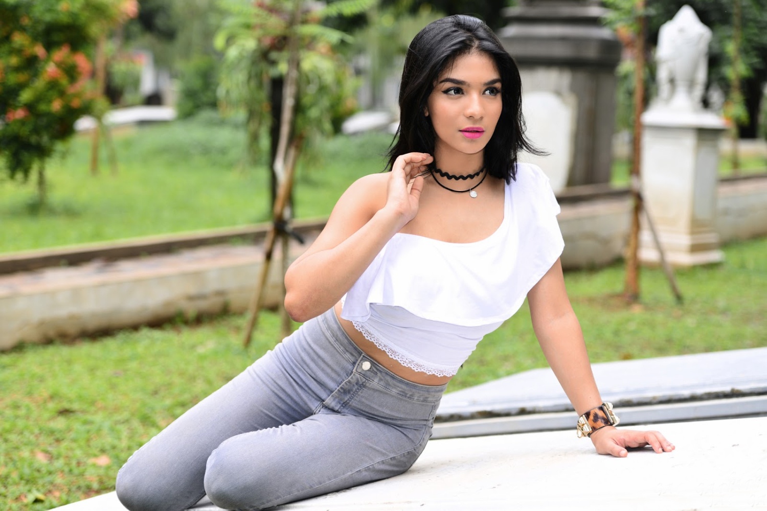 Photoshoot Seksi Siva Aprilia - Dzargon