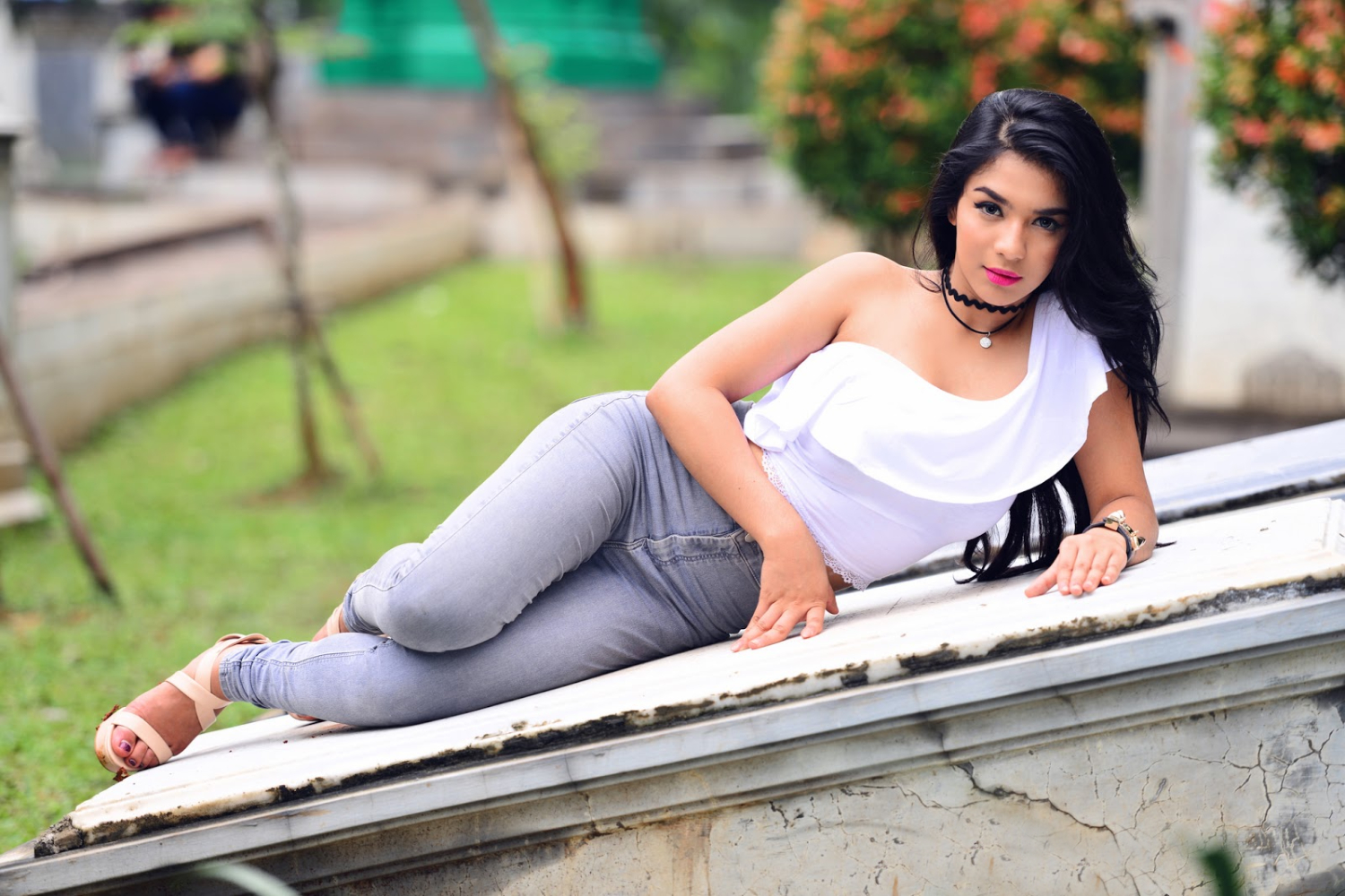 Photoshoot Seksi Siva Aprilia - Dzargon