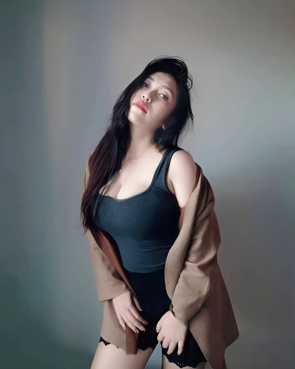 Berburu Konten Mery Safitri Trakteer - Dzargon