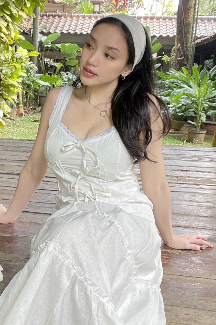 Foto Seksi Amanda Zahra - Dzargon