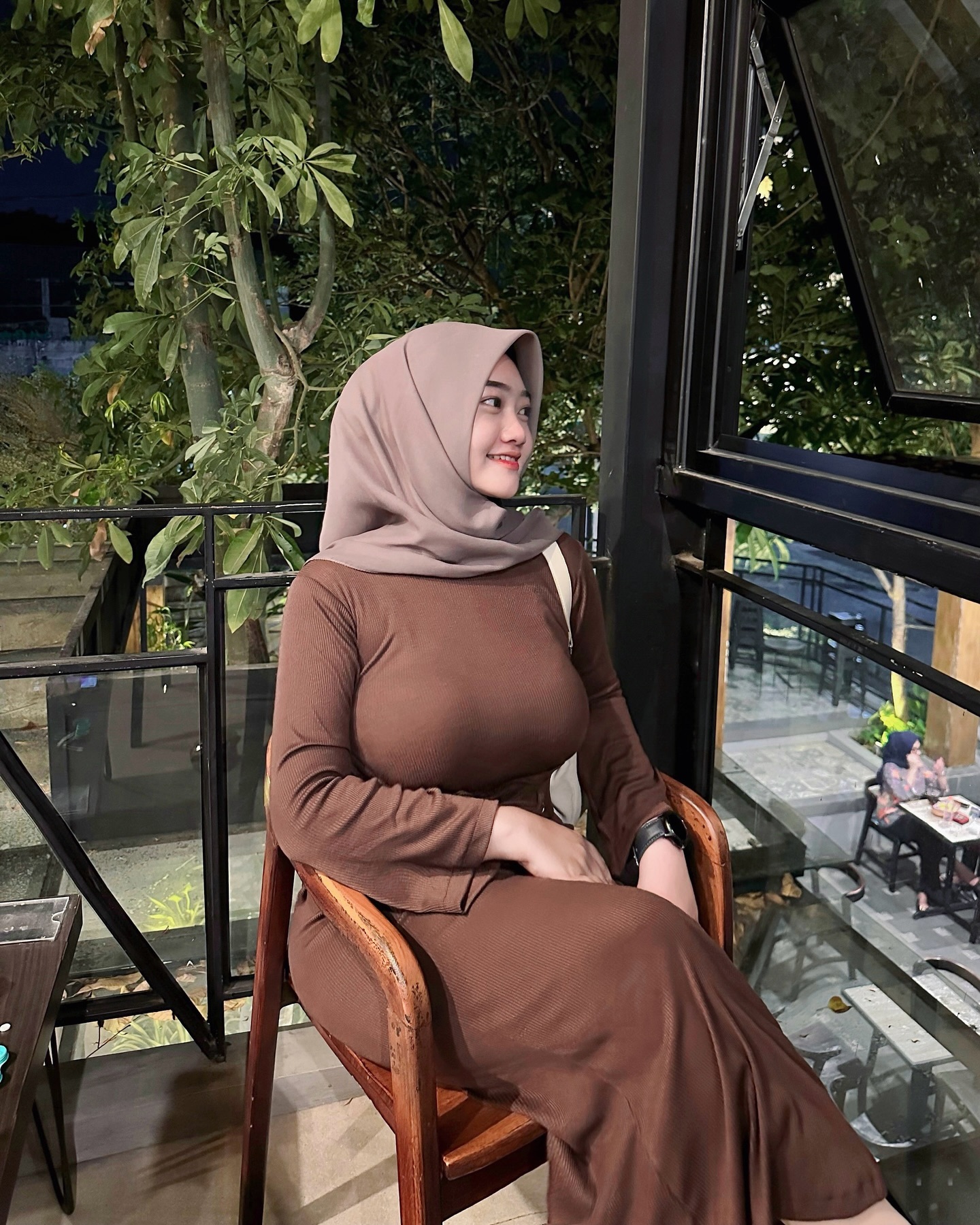 Indah Masula Nur Anisa S.Kom - Selebgram Hijab Cantik yang Suka Tampil Menggoda - Dzargon