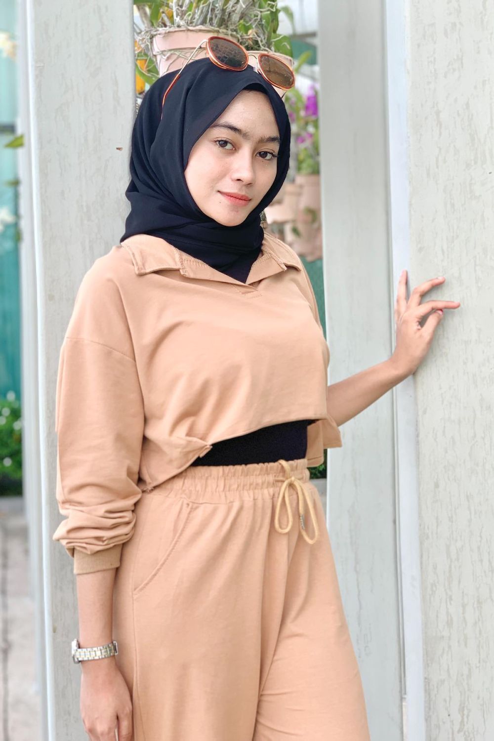 Eyny Mawar - Selebgram Hijab Cantik Malaysia yang Kadang Seksi - Dzargon