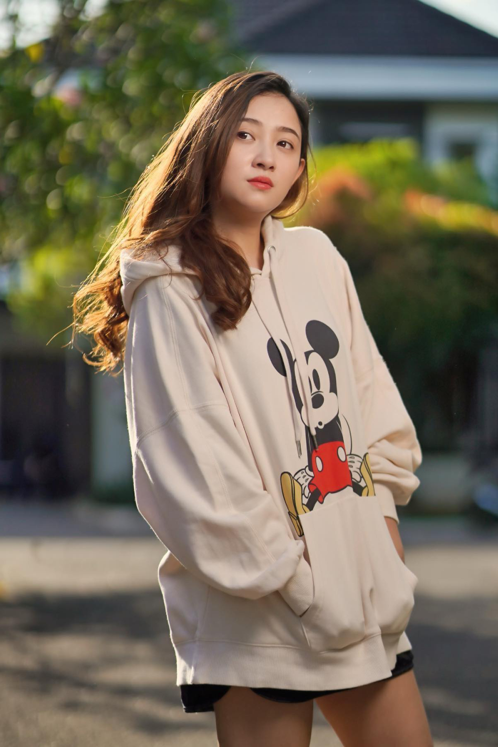 Galeri Foto Selebgram Seksi dan Cantik Meisita Lomania - Dzargon