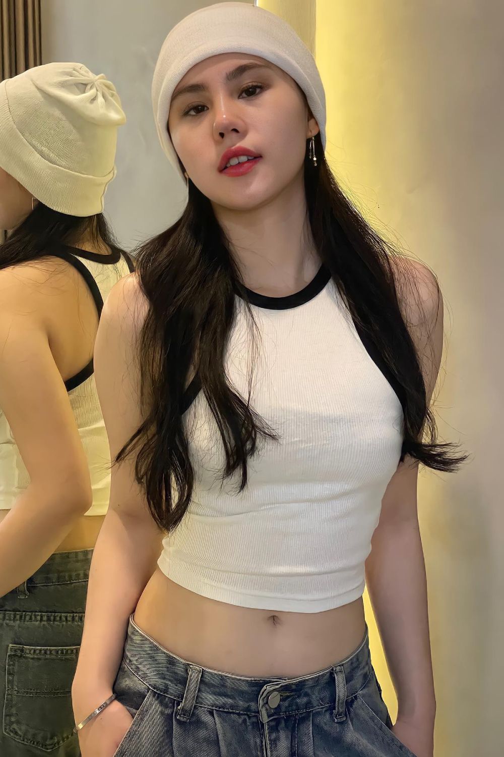 Koleksi Foto Seksi Zoe Levana - Model Berbadan Mungil yang Cantik Abis - Page 3 of 3 - Dzargon