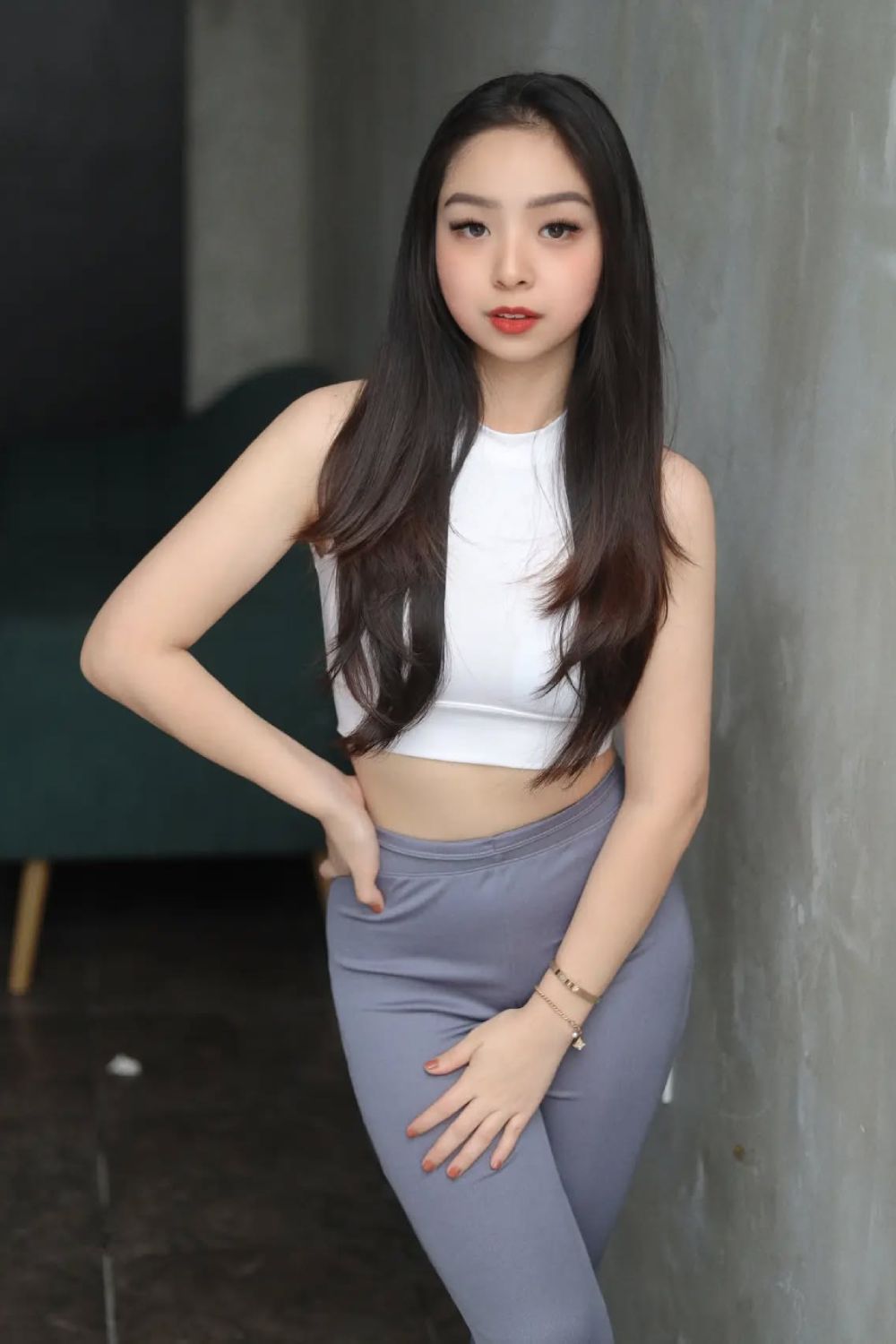 Ancilla Olivia - Chindo Seksi dan Cantik - Dzargon