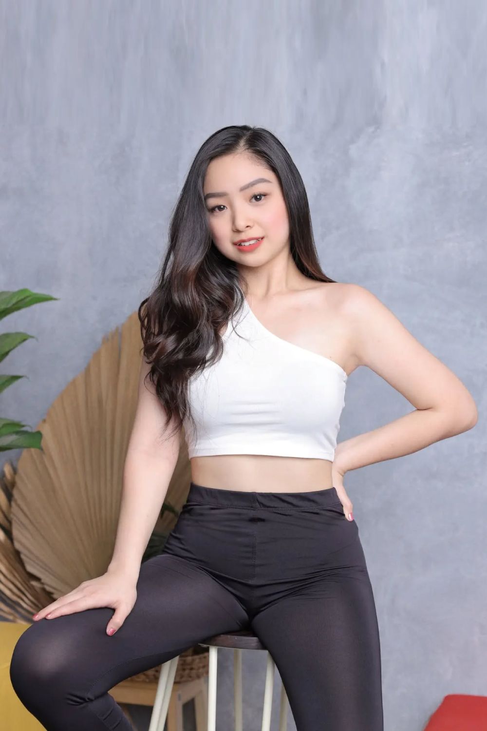 Ancilla Olivia - Chindo Seksi dan Cantik - Dzargon