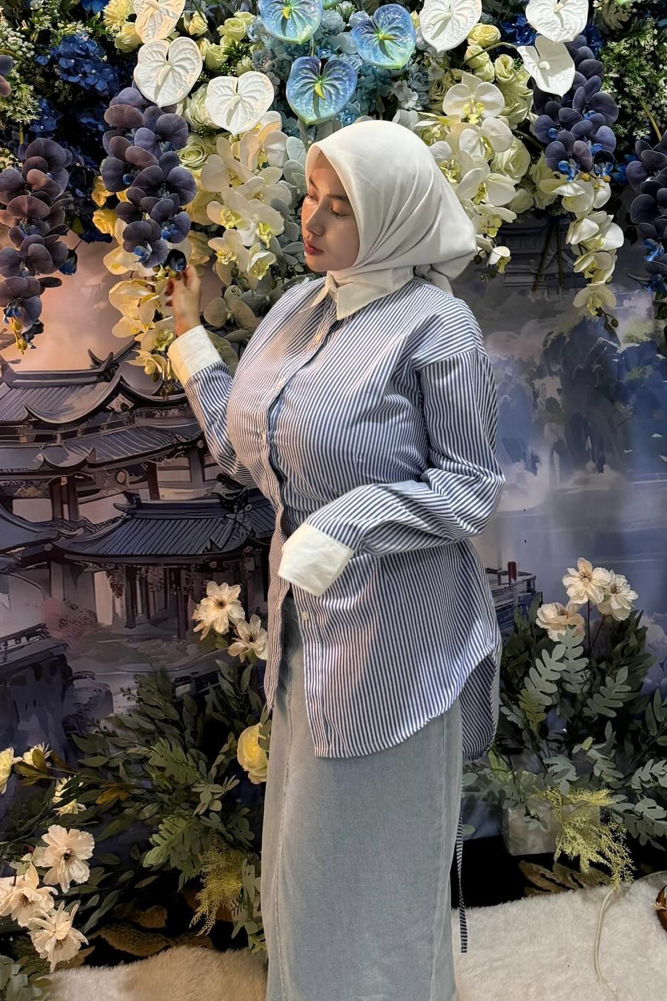 Elvara Lutfi Caliva Pamer Body Seksi Dalam Balutan Hijab - Dzargon