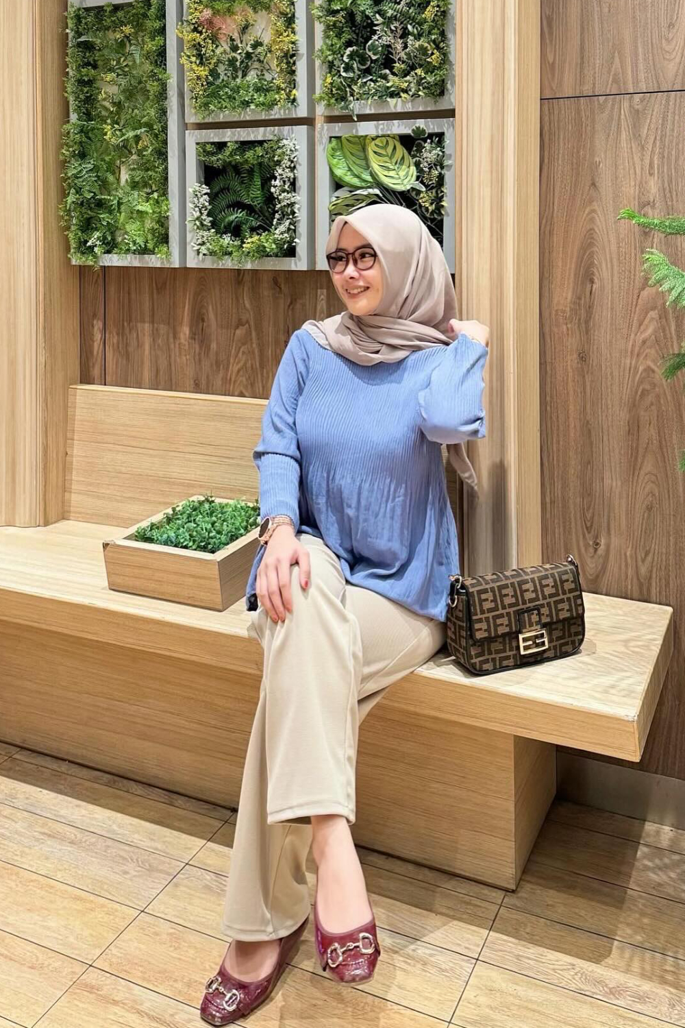 Konten dan Foto Marfamoela Eksklusif dari Instagram - Page 2 of 2 - Dzargon