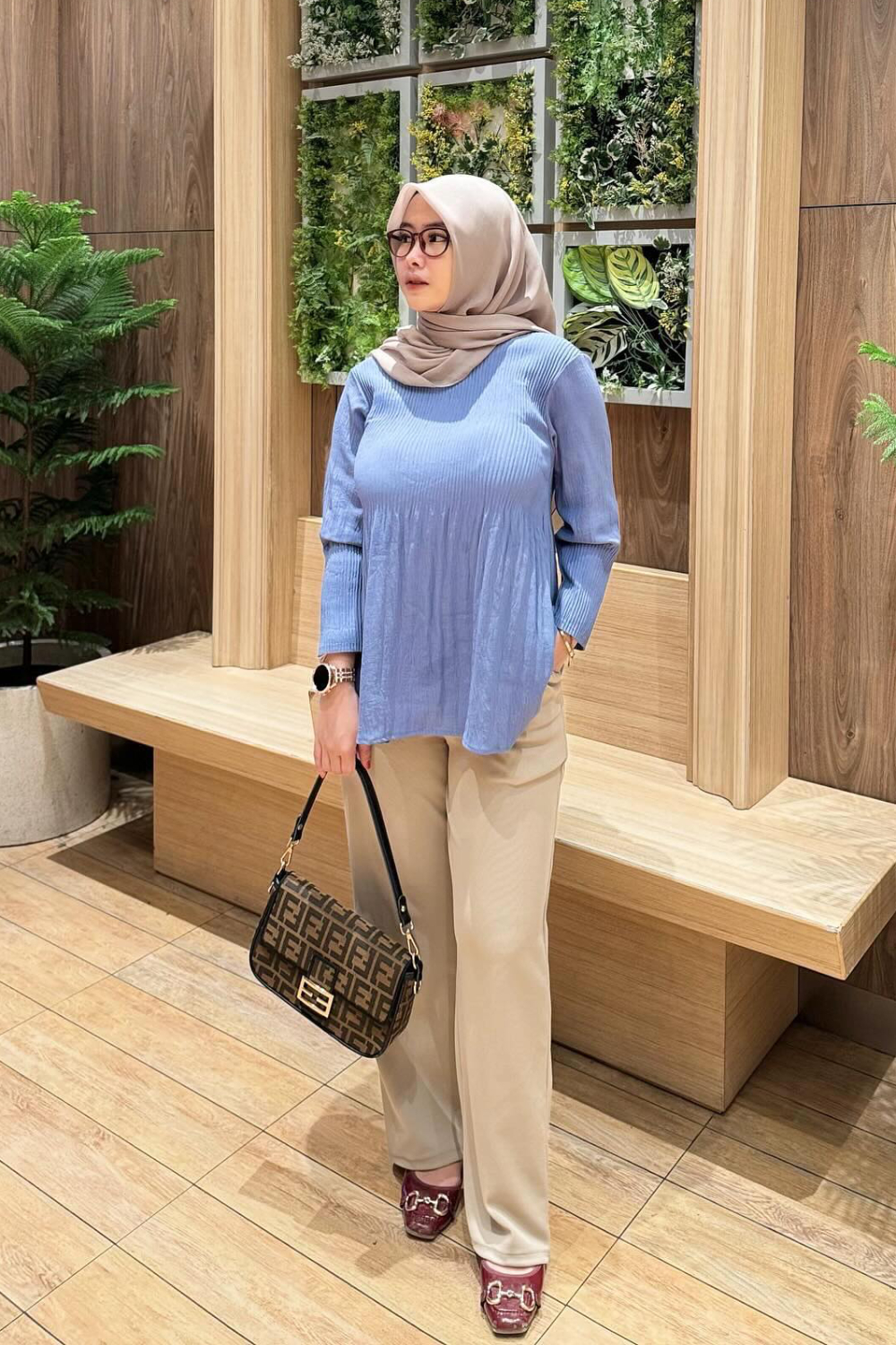 Konten dan Foto Marfamoela Eksklusif dari Instagram - Page 2 of 2 - Dzargon